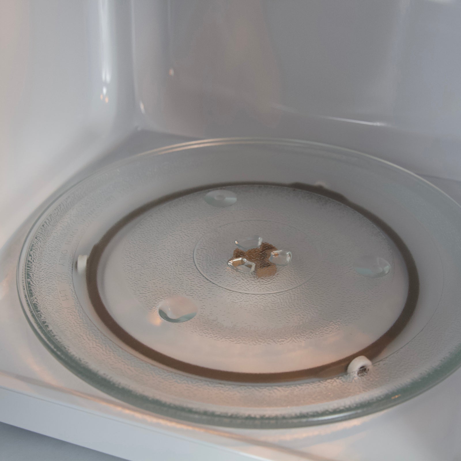 Avanti 1.1 cu. ft. Microwave Oven